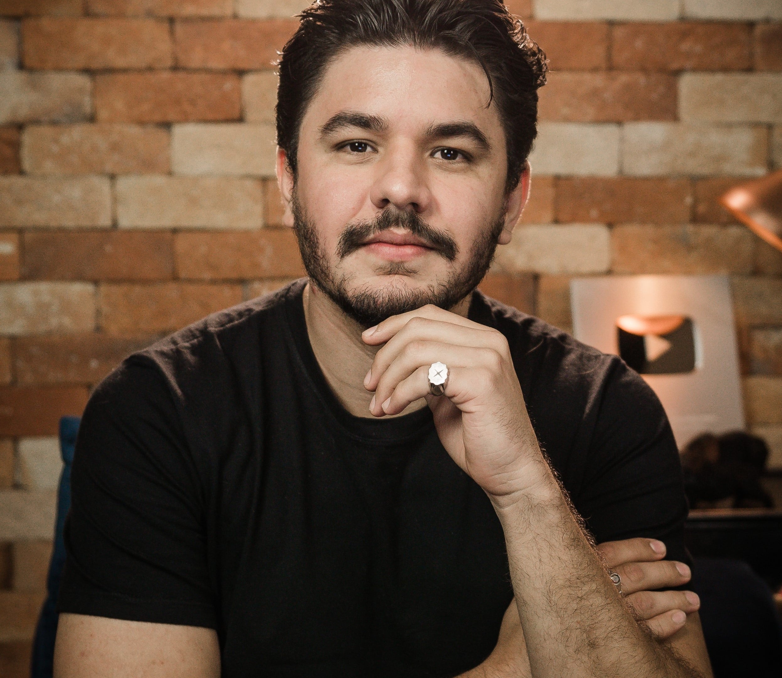 Raul Sena: vida, carreira e como investe o Investidor Sardinha