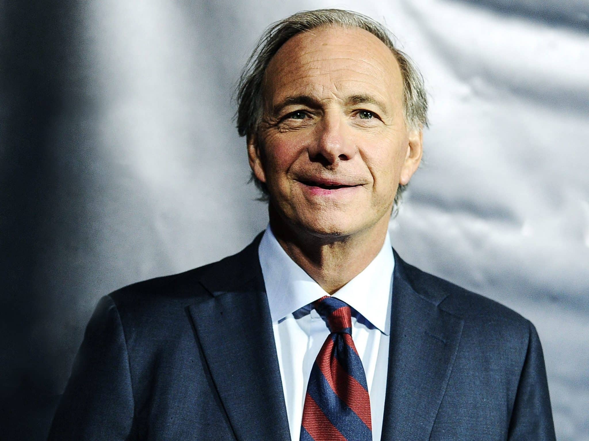 Ray Dalio, quem é? História de vida, carreira e princípios do bilionário