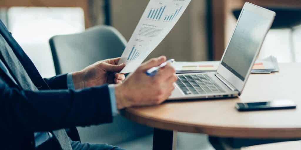 Horizontalização, o que é? Conceito, vantagens e desvantagens