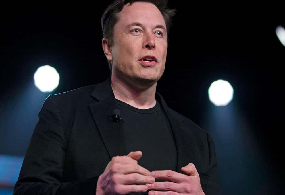 Elon Musk, quem é? Carreira, fundação da Space e CEO da Tesla Motors