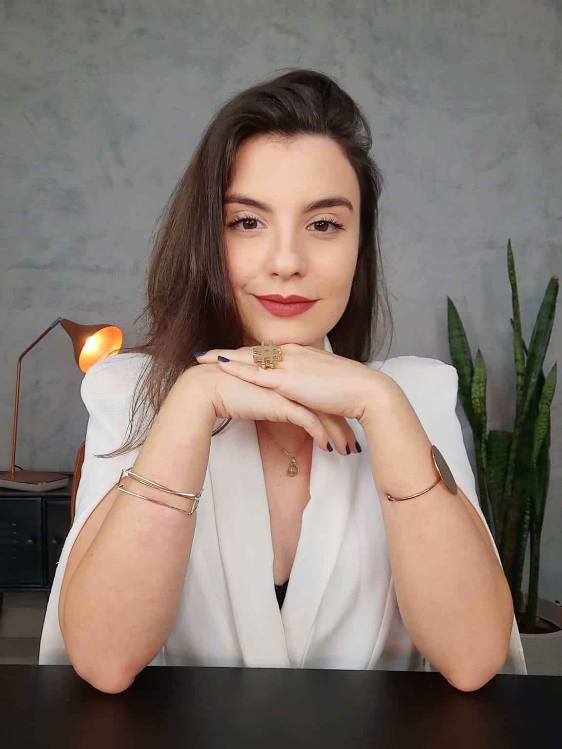 Marcela Fernandes, quem é? Biografia e carreira da sexóloga da Víbrio